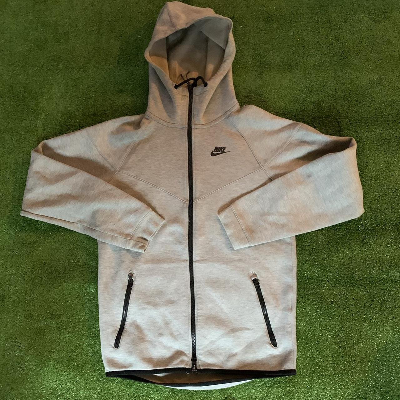 Nike Tech Size small - Depop