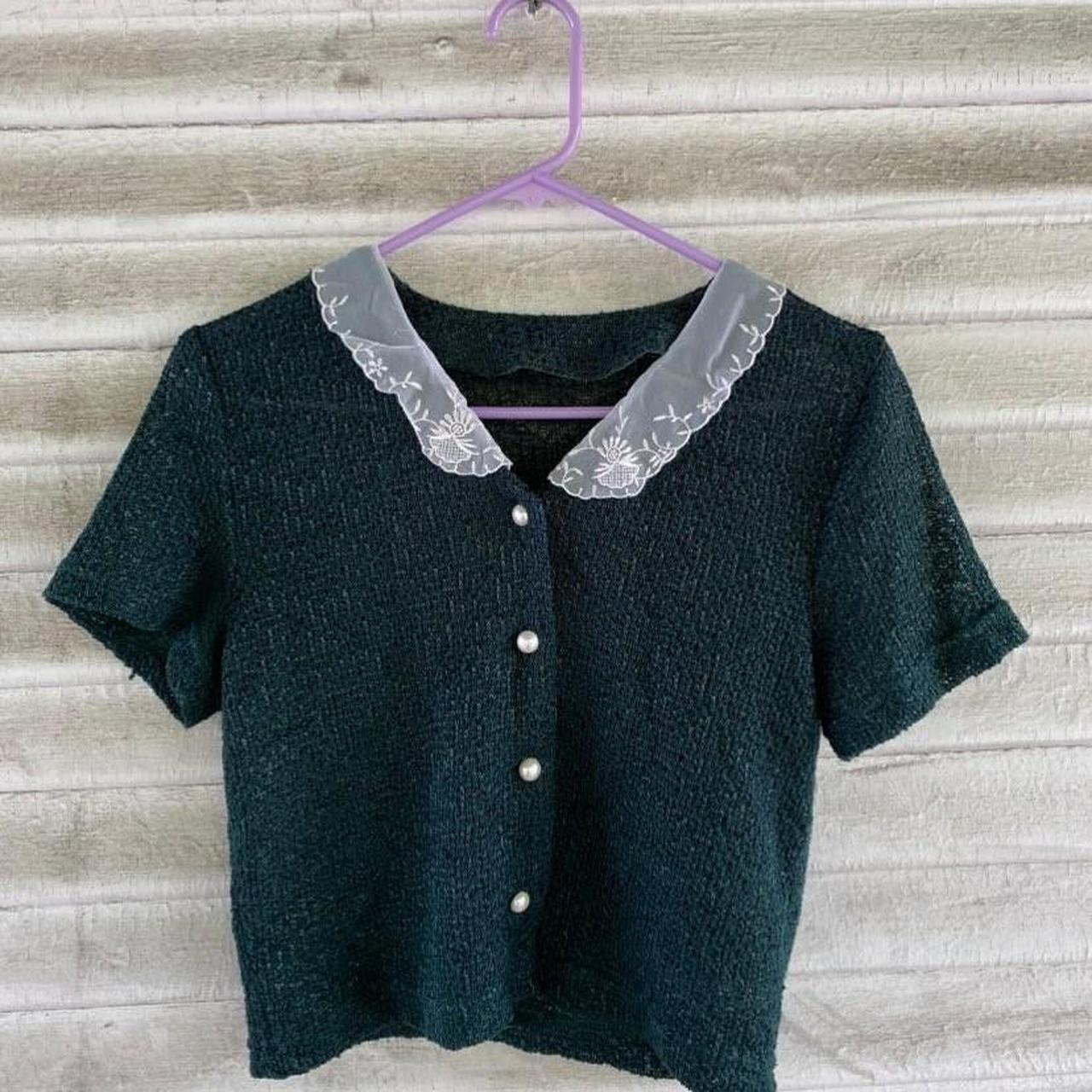 Women's Crop-top | Depop