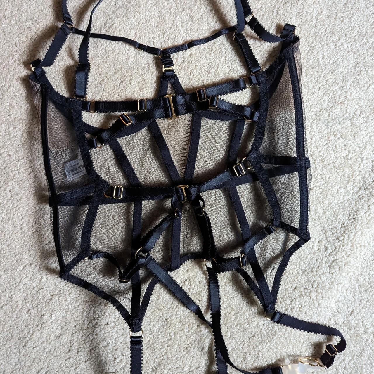 Edge O'Beyond Marinette open cup basque Size 5,... - Depop