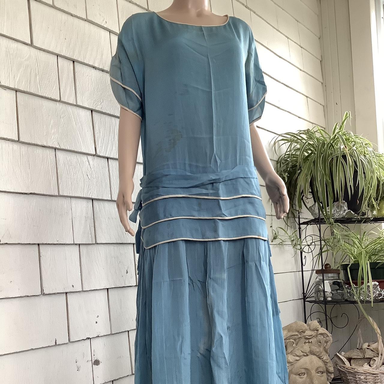 Vintage 40s/50s or older flapper style dress,... - Depop