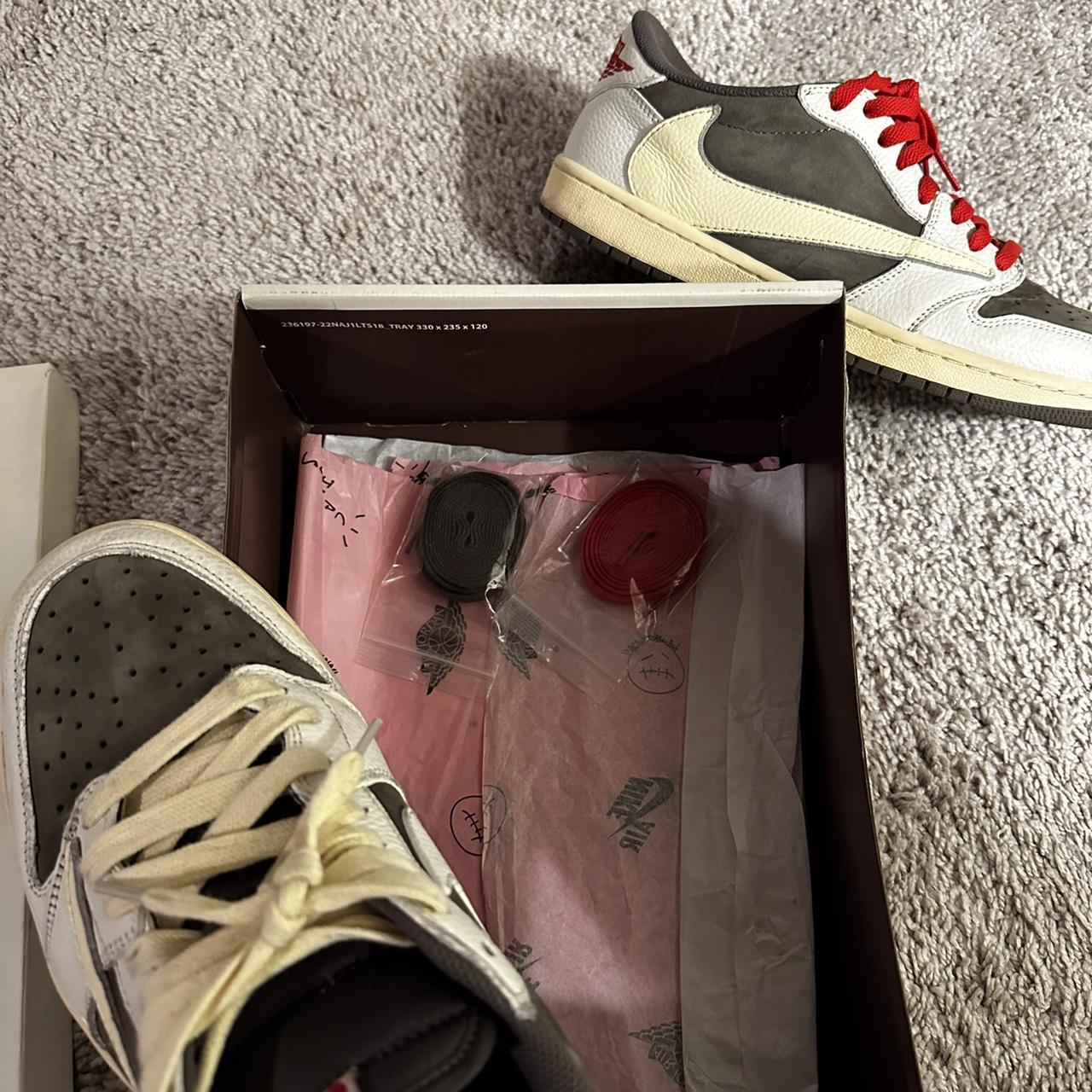 Travis Scott 1s low - Depop