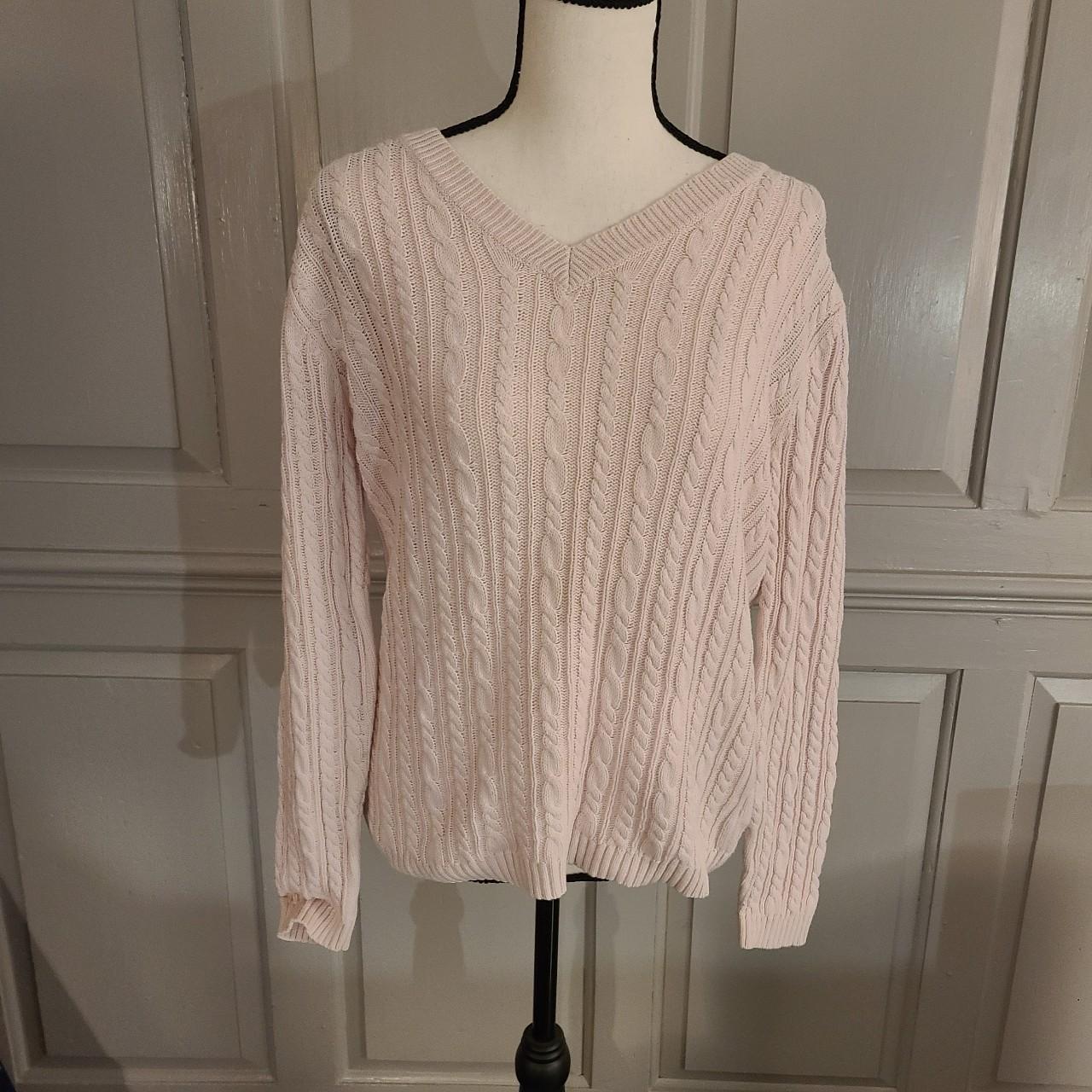 Coquette pink v neck sweater - Depop