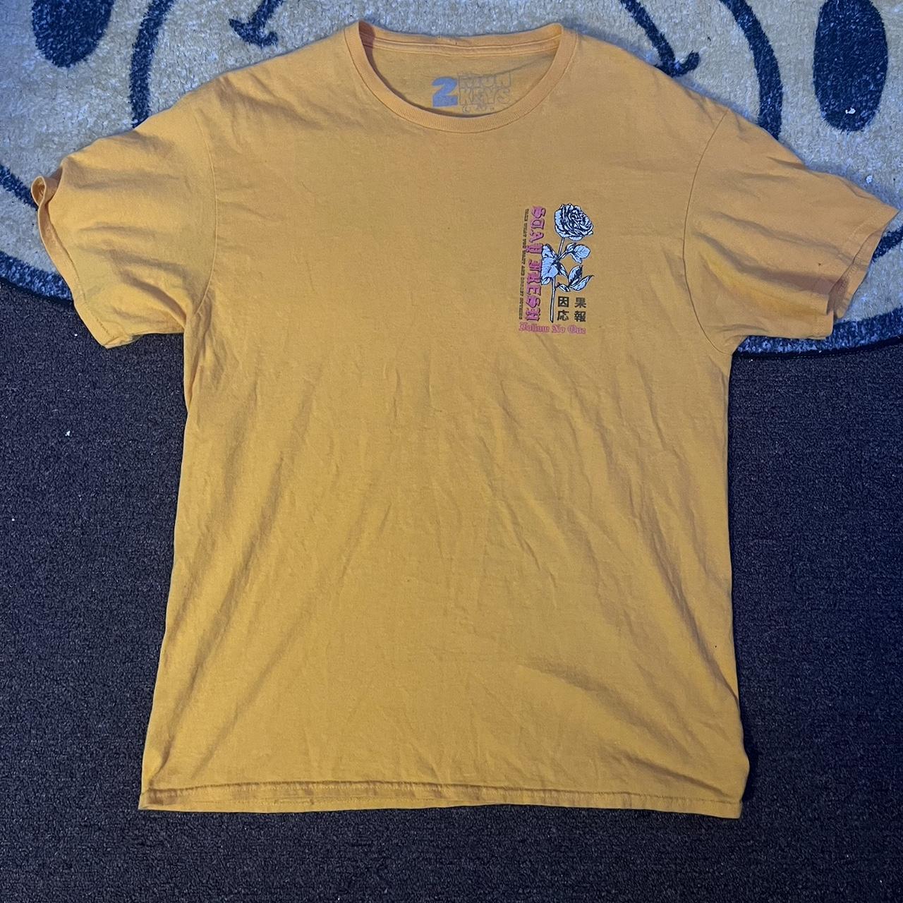 y2k 2 monkeys Yellow Shirt #y2k #flowers #yellow - Depop