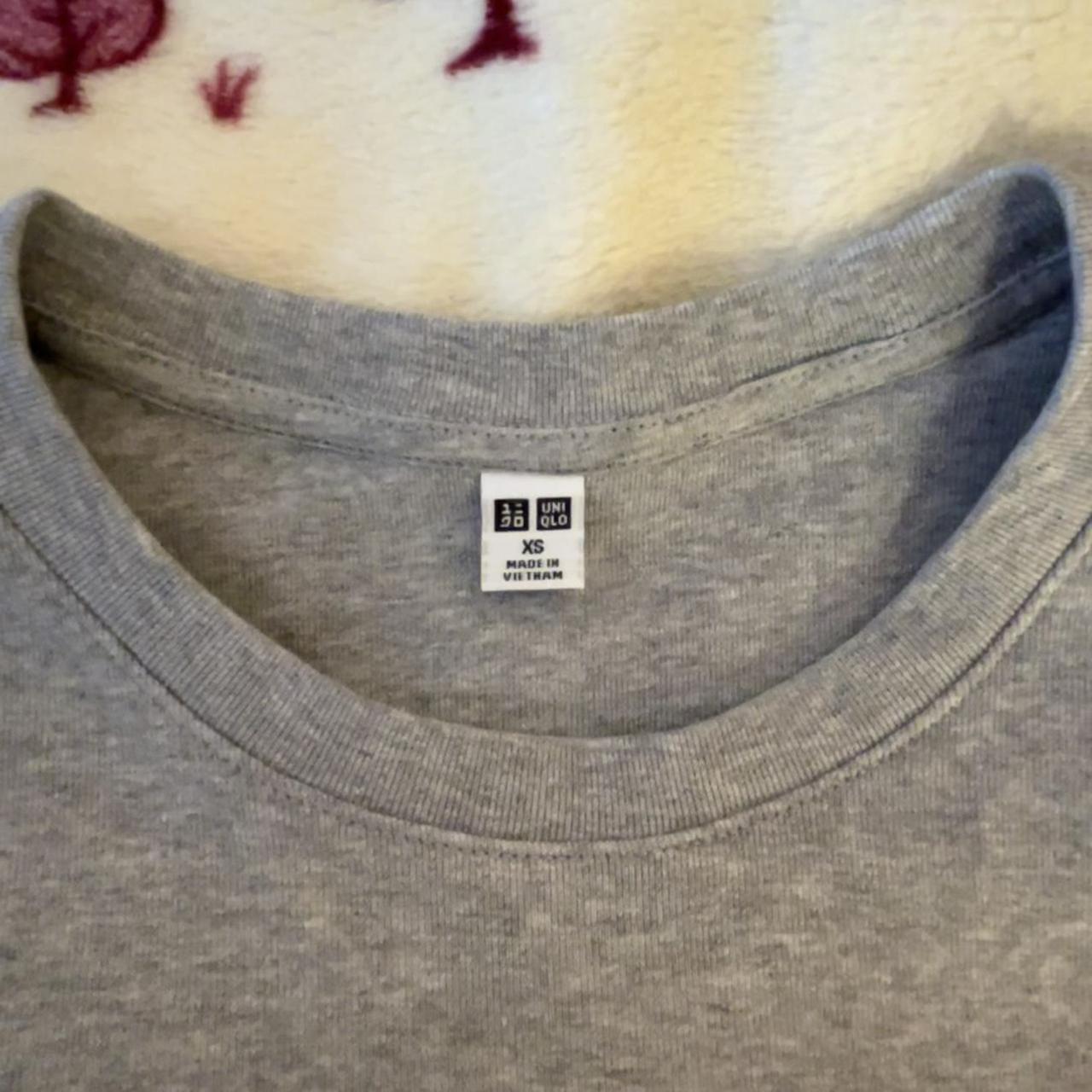 UNIQLO mini short sleeve t shirt in grey size XS... - Depop