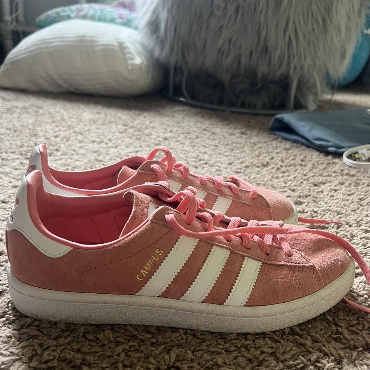 women’s pink adidas campus size 8 gently worn - Depop
