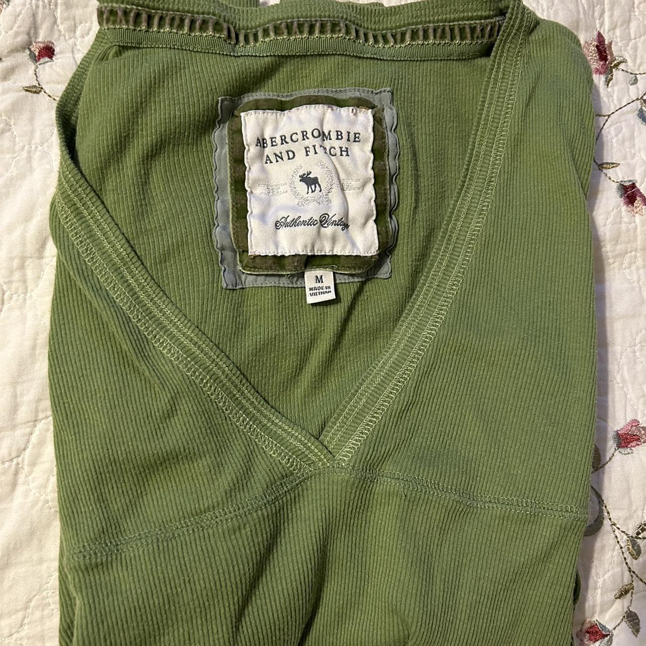 Vintage Abercrombie and fitch long sleeve!... - Depop