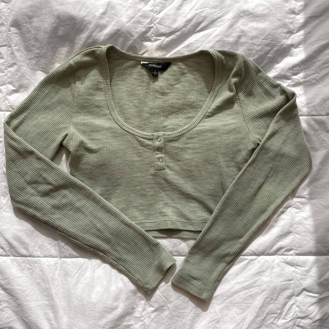Glassons long sleeve crop - green Size small... - Depop