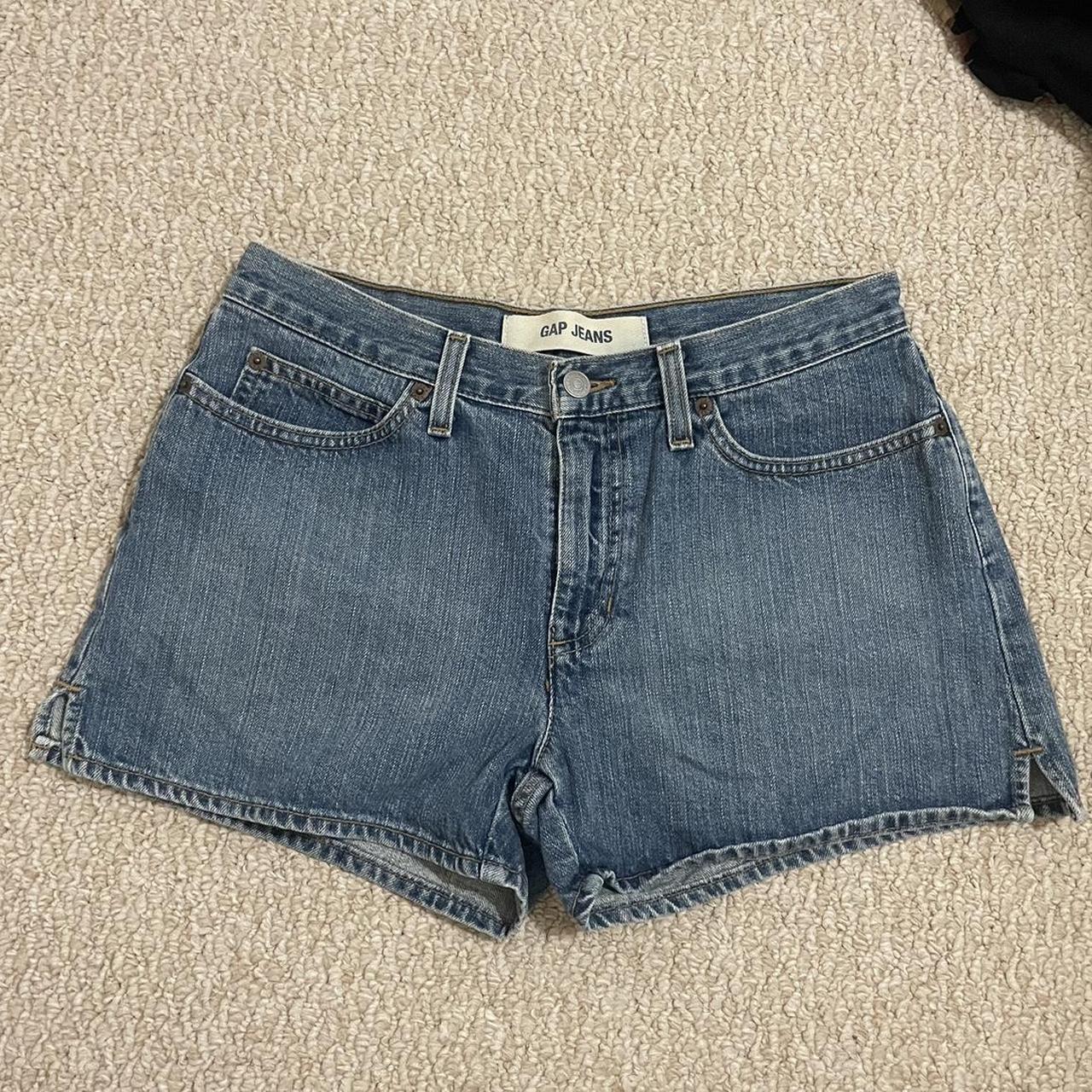Gap Denim Shorts Size: 6 #summer #denim #shorts #gap - Depop