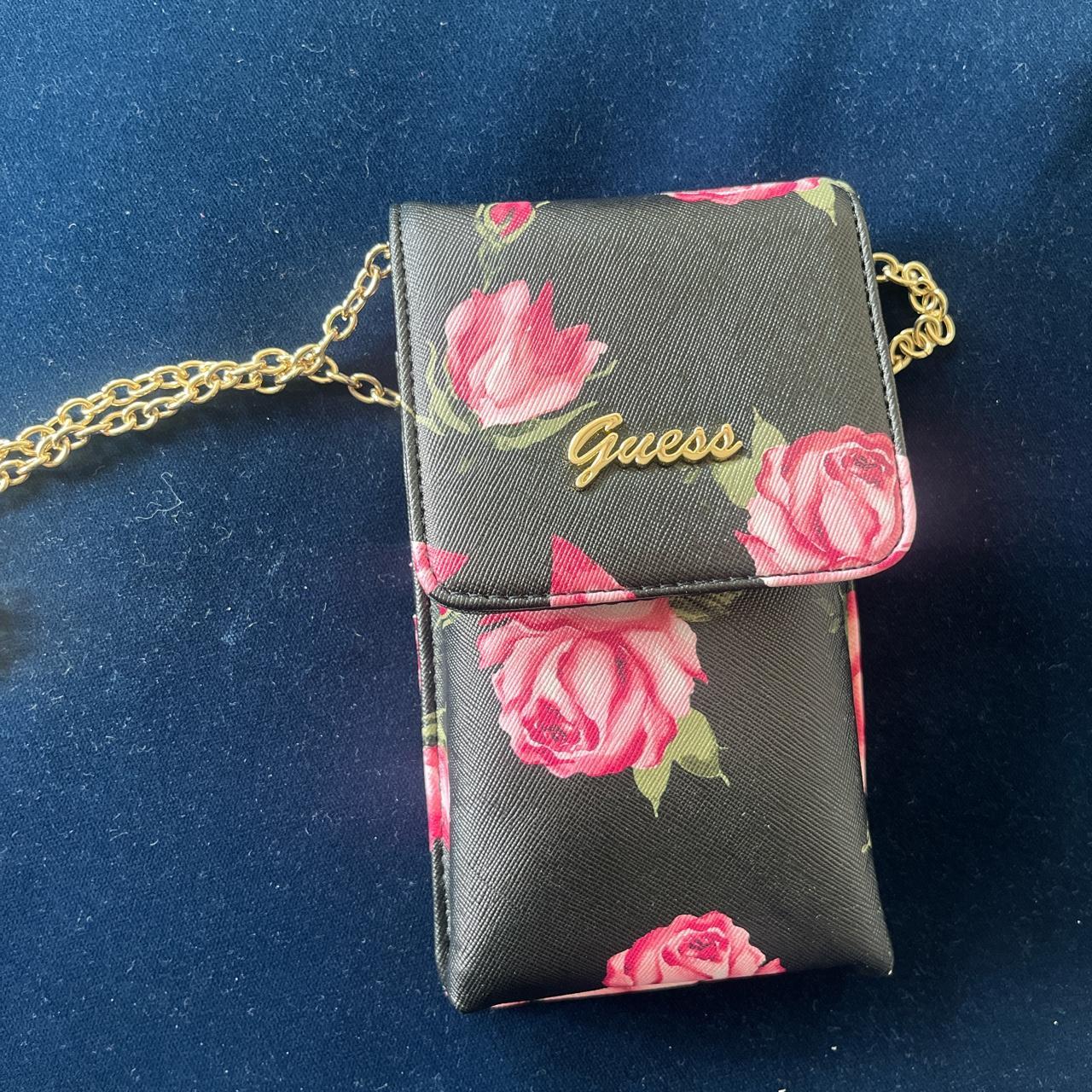 Guess phone bag on chain new - Depop