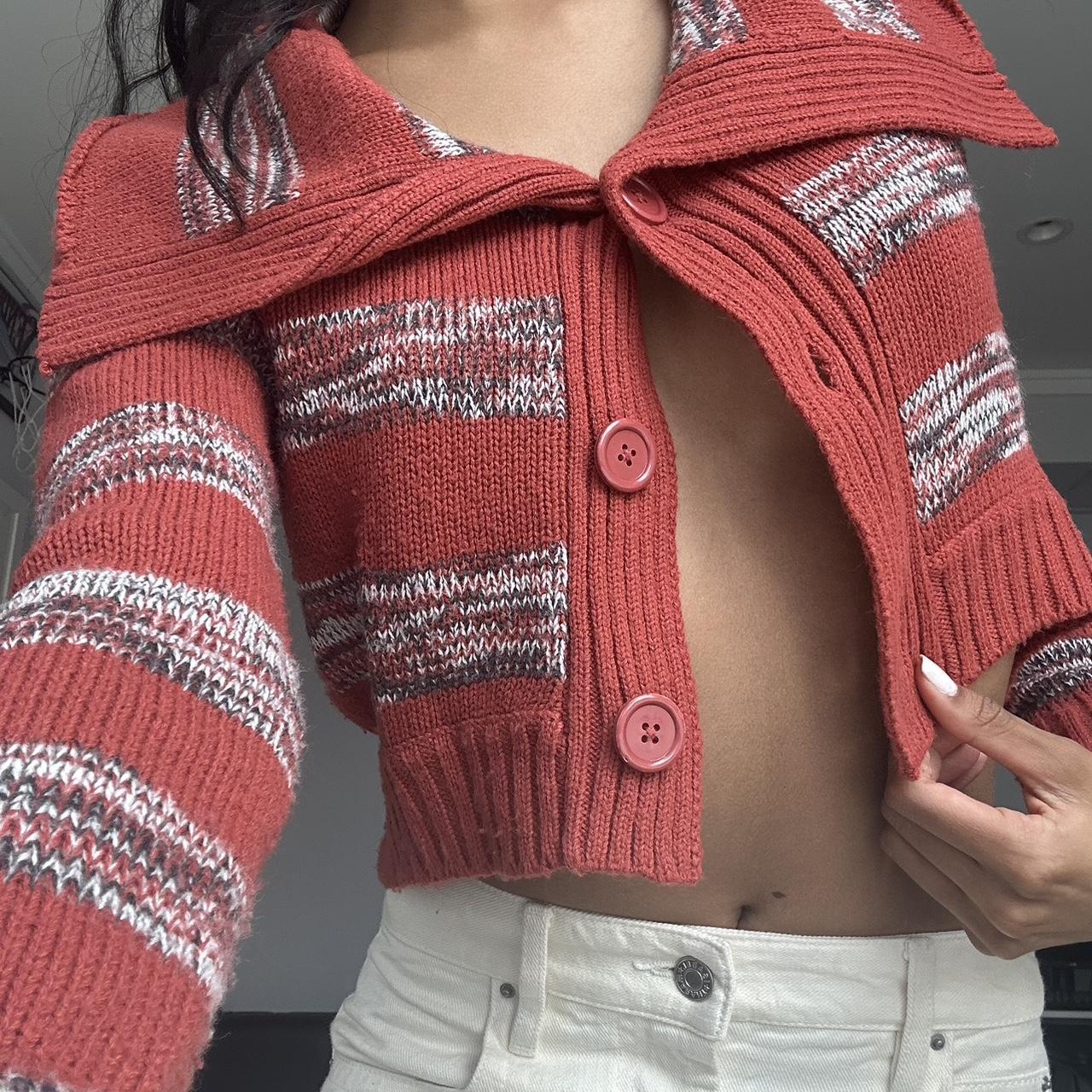 Cozy cropped sweater - Depop