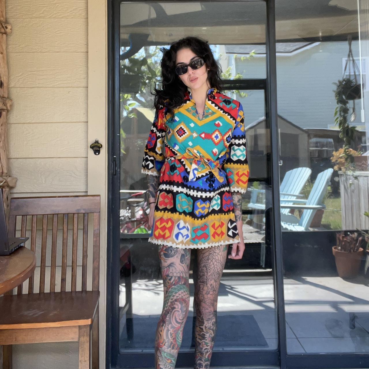 70s Rhoda Lee shirt. Fits a small, ties in the... - Depop