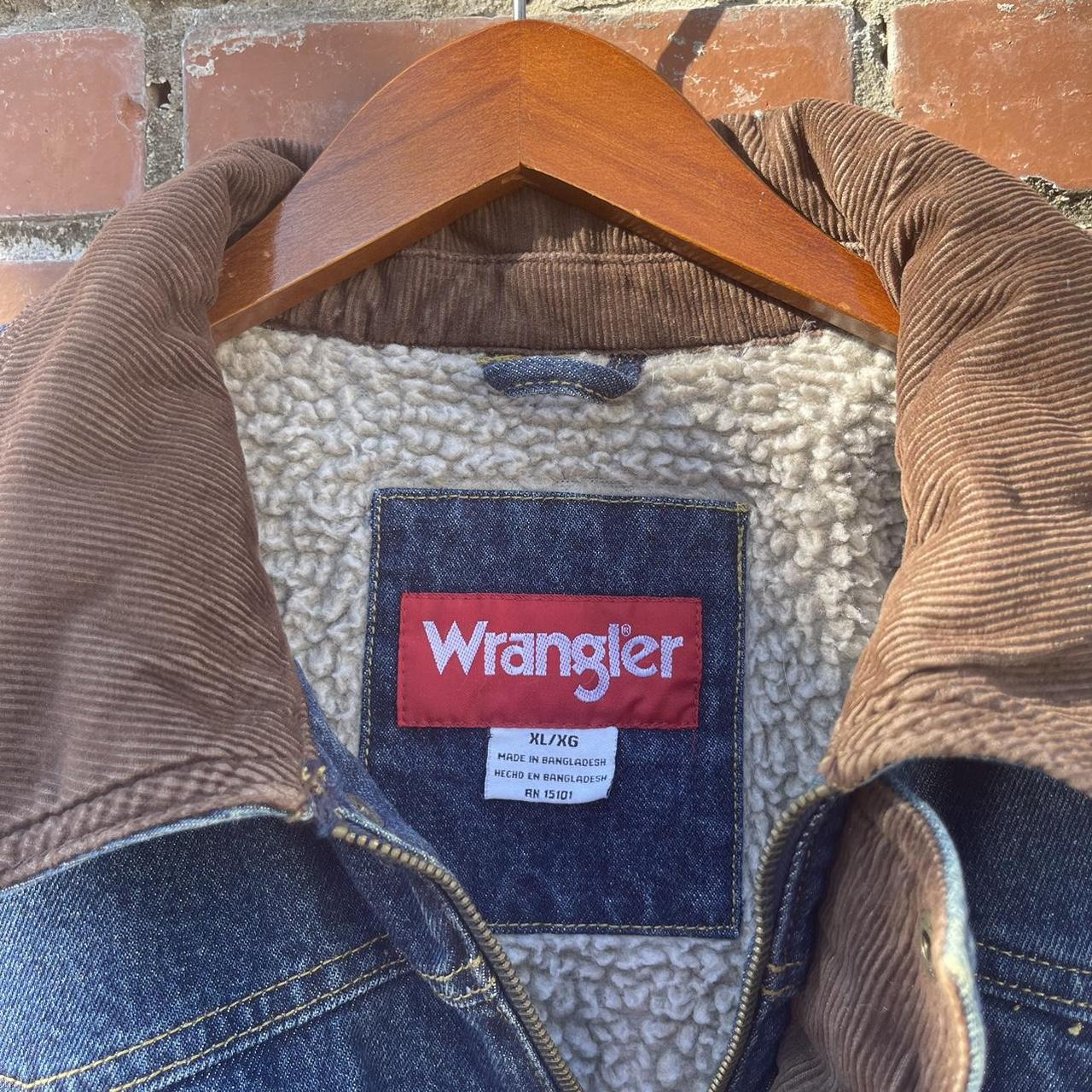 Wrangler Mens Blue Denim Jean Jacket xL Sherpa Lined... - Depop
