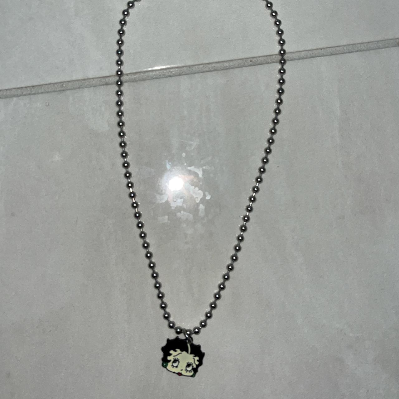 betty boop chain perfect condition. happy to... - Depop