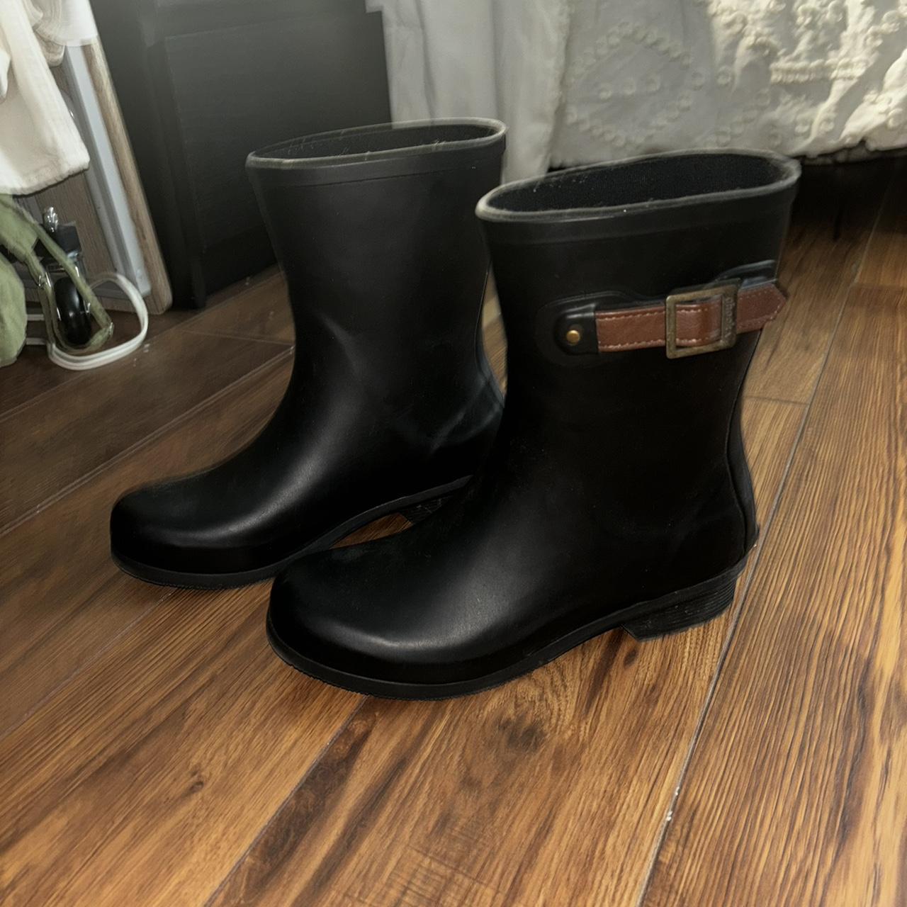 Chooka rain boots worn twice. Women’s US size 8.... - Depop