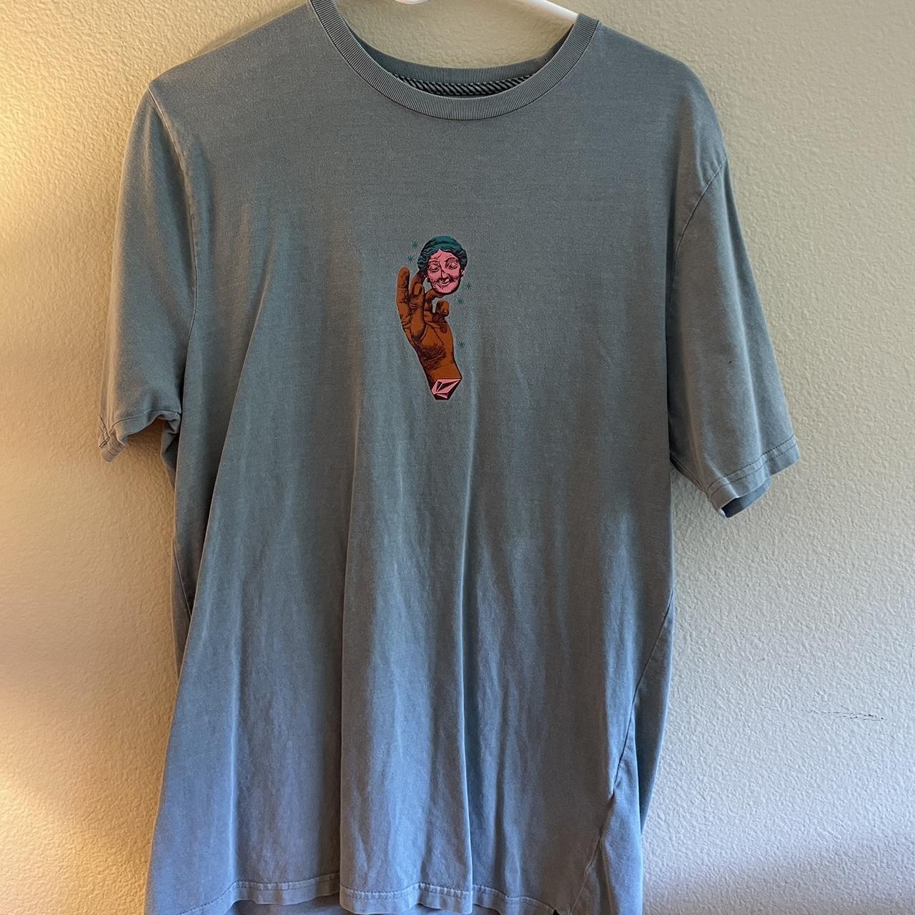 Old logo volcom shirt - Depop