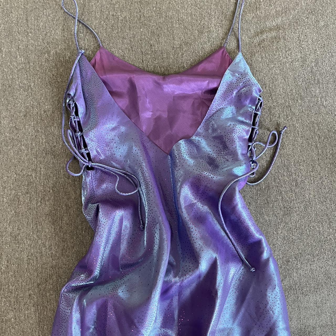 shimmery niki livas formal dress! the fabric reminds... - Depop