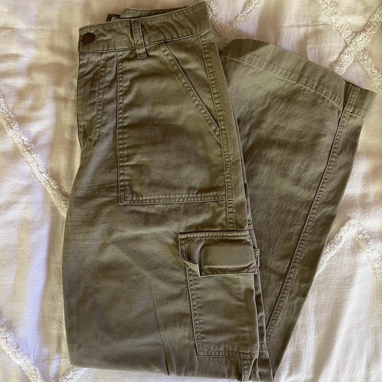Full Tilt cargo pants! Cute and soft, size small and... - Depop
