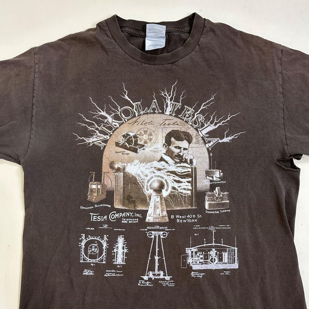 Vintage 1990s Nikola Tesla T-Shirt Length: 28in Pit... - Depop