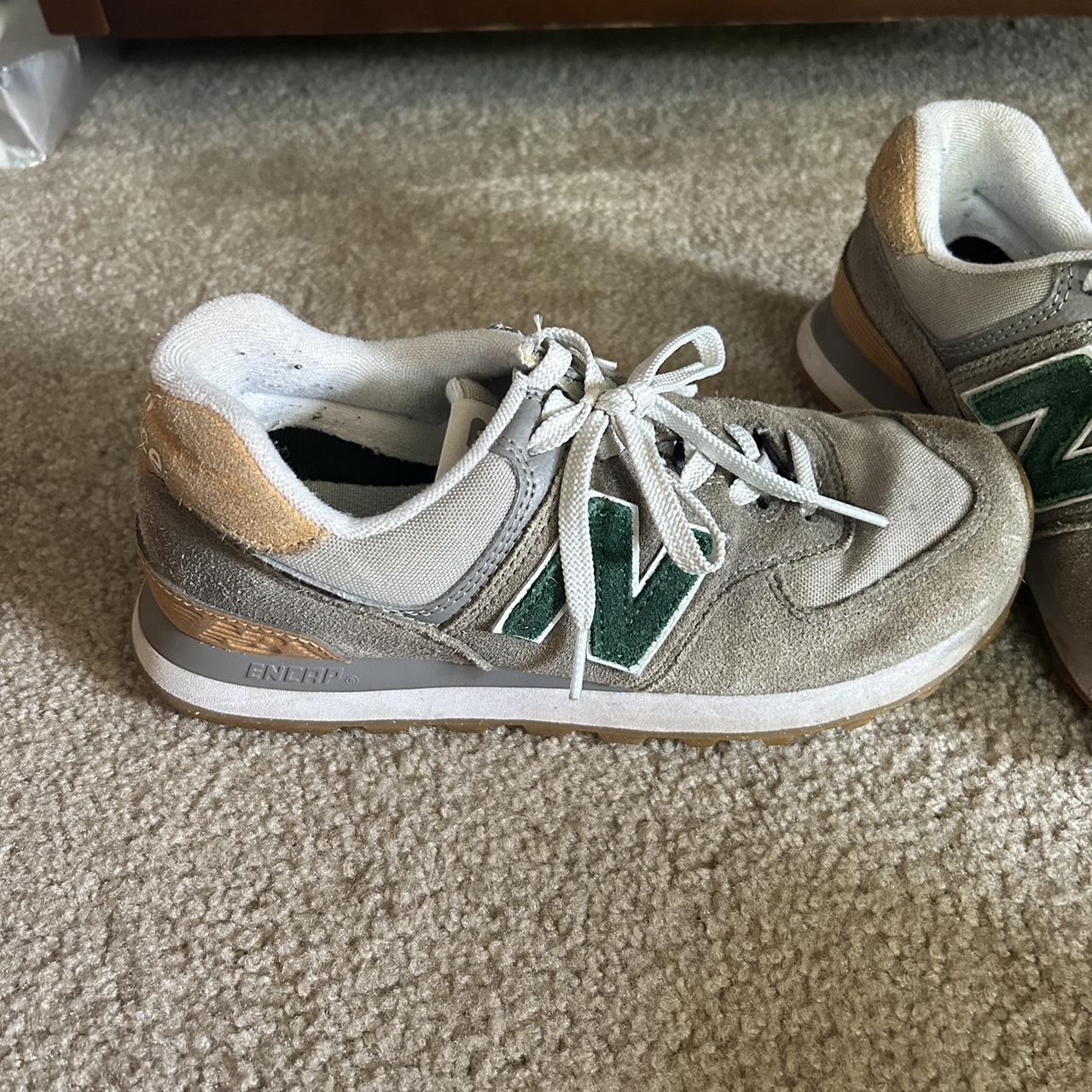 Women’s new balance sneakers. Size 7 - Depop