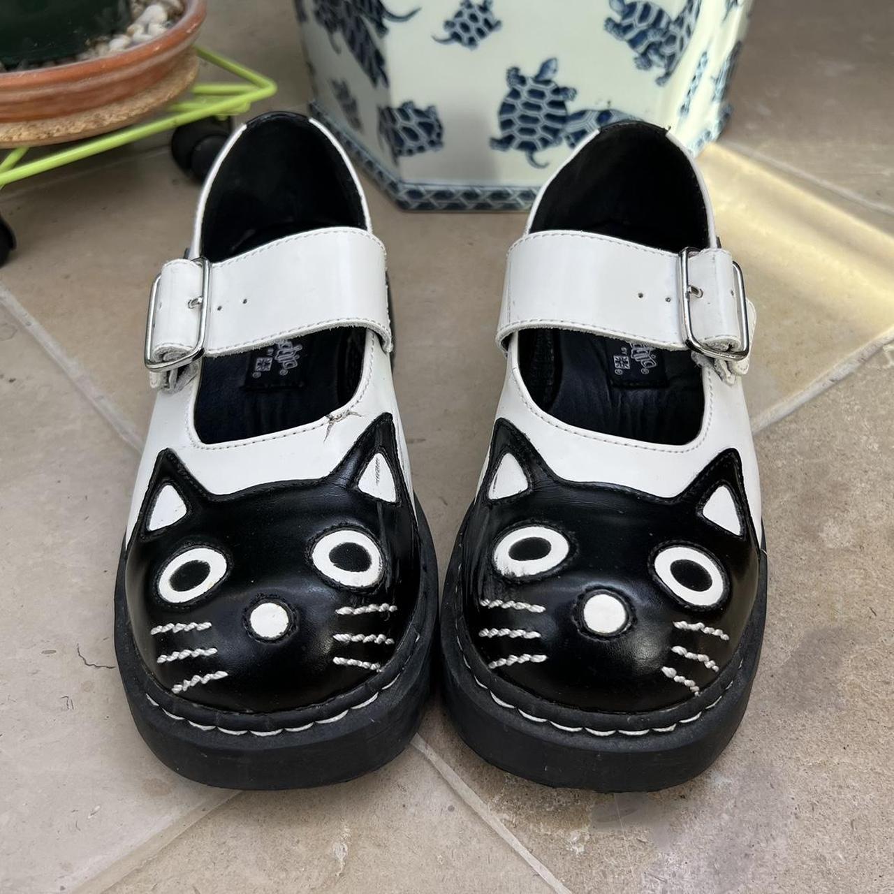Kitty cat platform mary janes 🐈‍⬛ Super cute shoes... - Depop