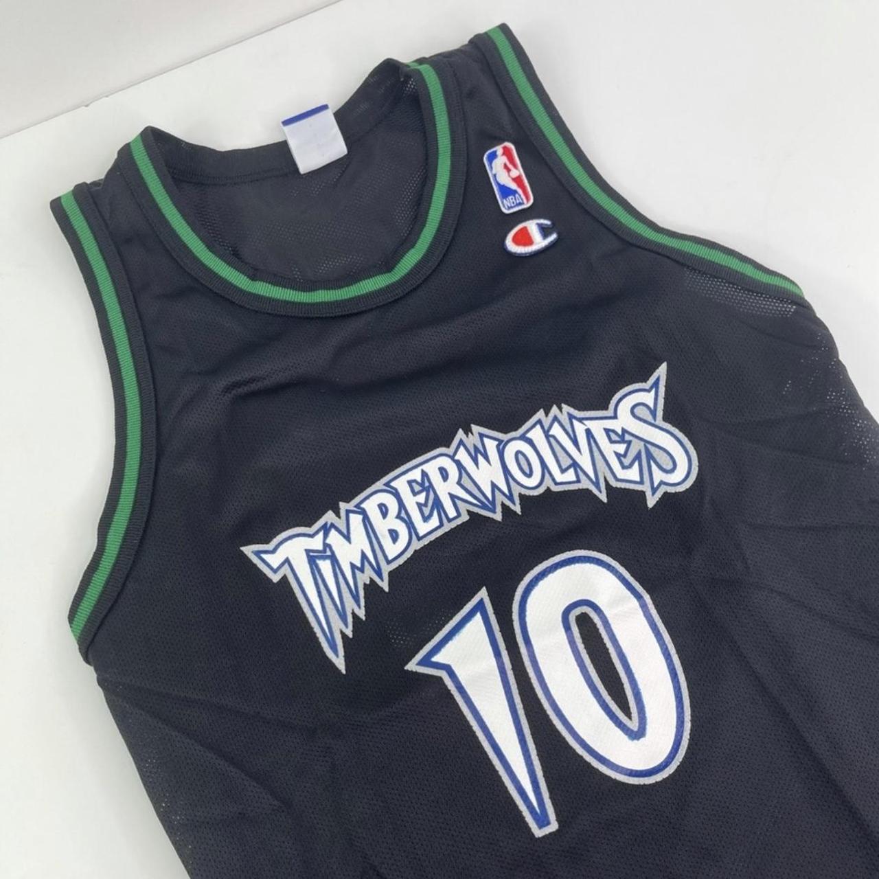 Champion Top | Depop