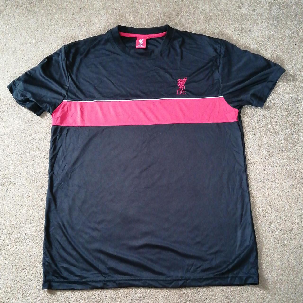 Official Liverpool fc merchandise T Shirt Size... - Depop