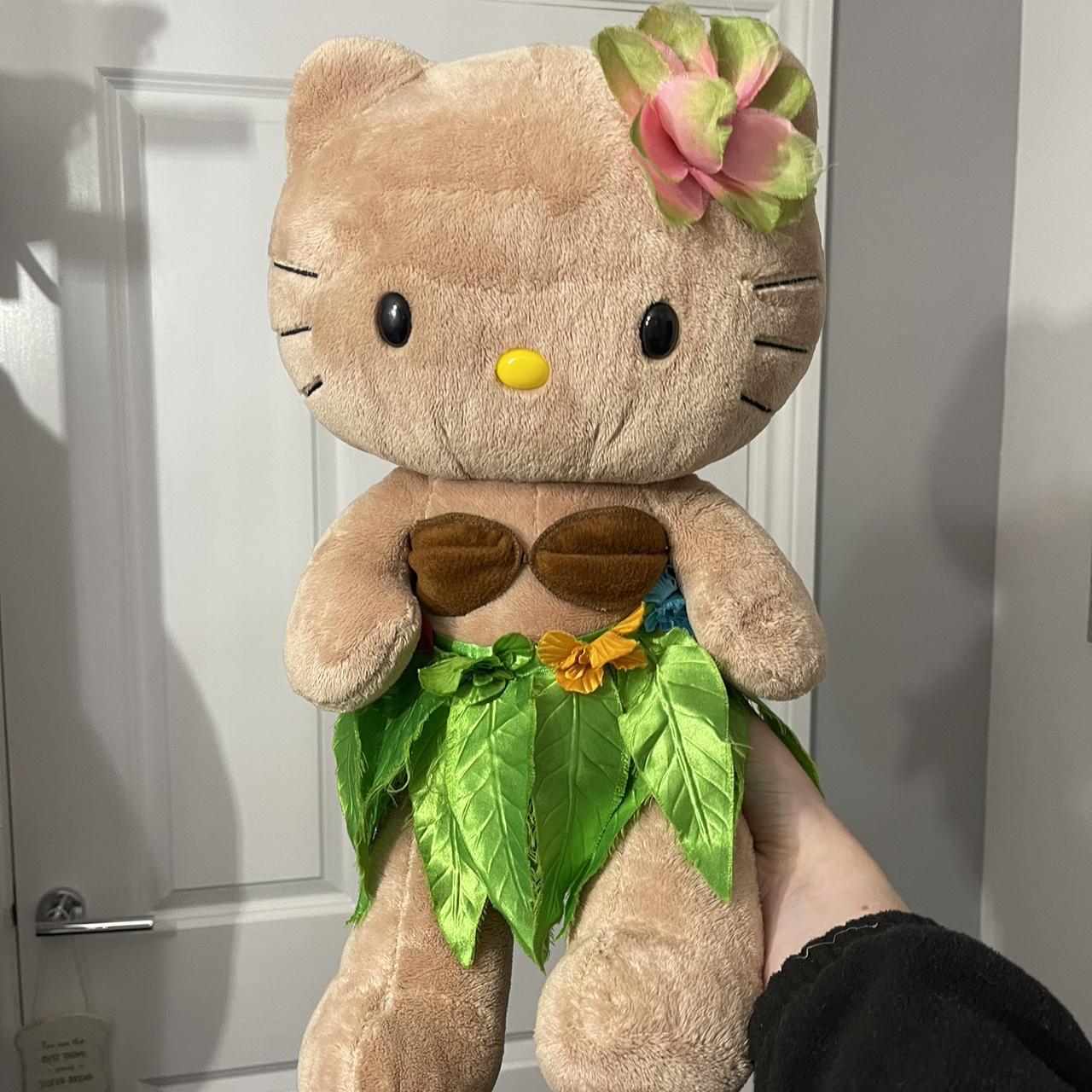 VERY RARE HAWAIIAN TAN HELLO KITTY BUILD A... - Depop