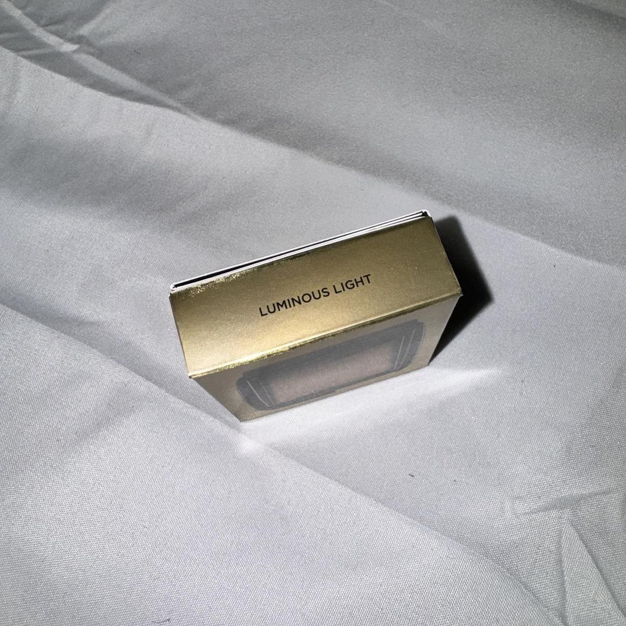 Hourglass AMBIENT™ LIGHTING FINISHING POWDER -... - Depop