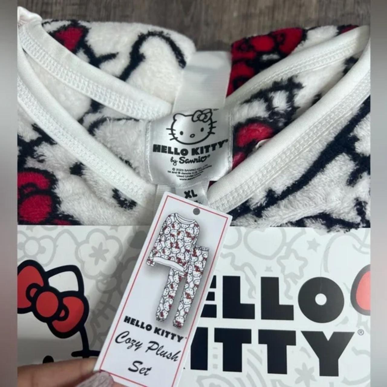 NWT Hello Kitty Cozy Plush Pajama Set in White Size... - Depop