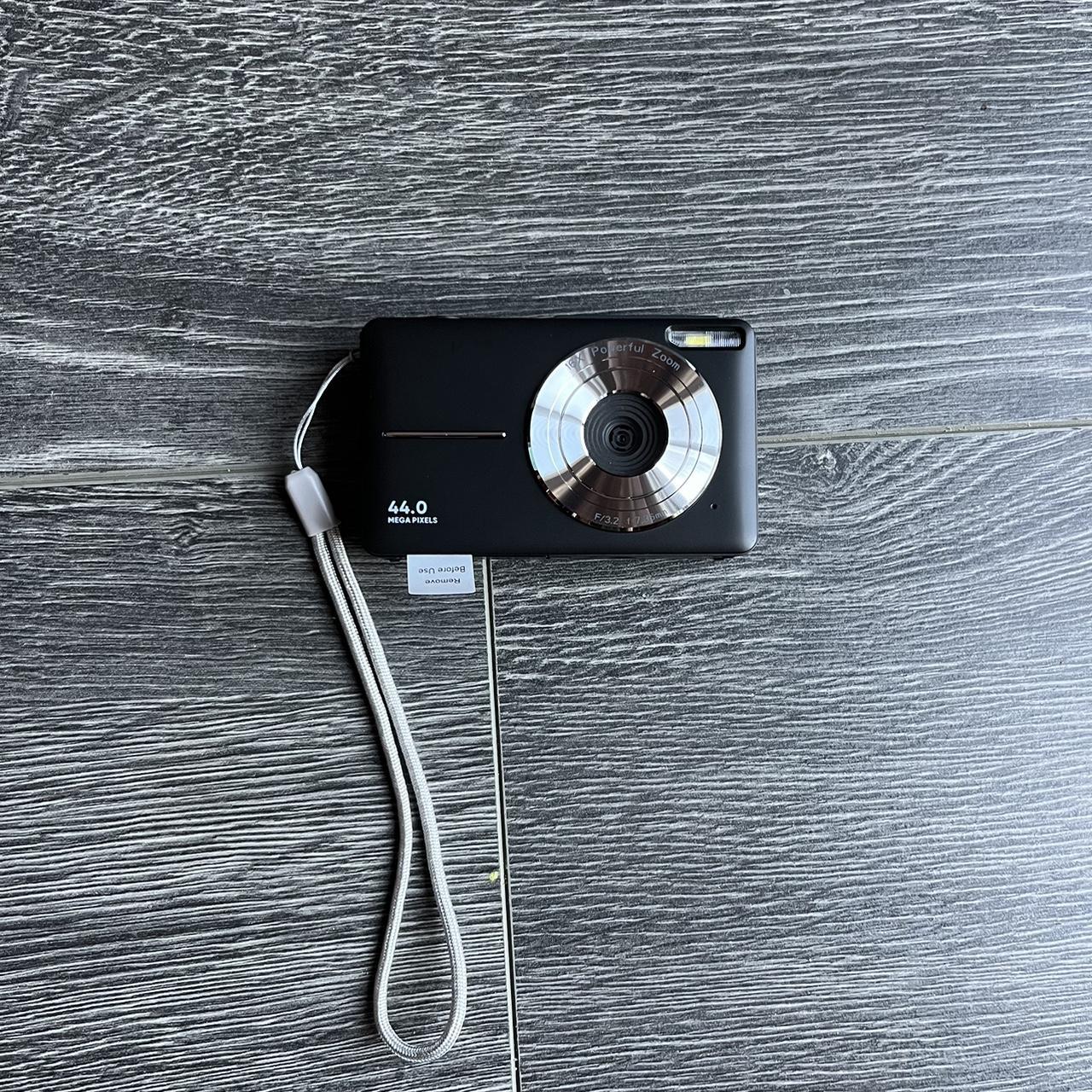 44 megapixel digital camera - material:... - Depop