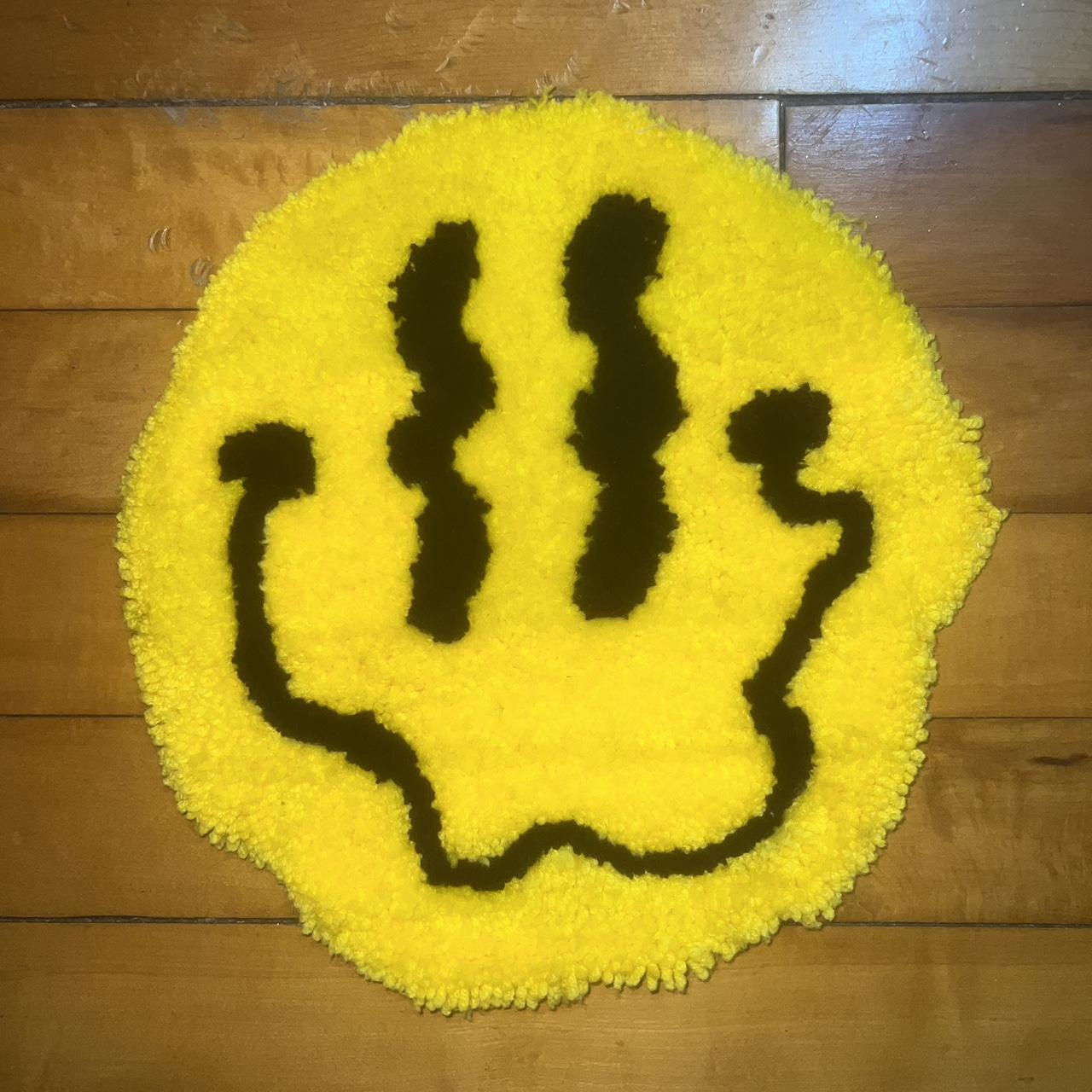 Trippy Smiley Face Tuft Rug *Selling low because the... - Depop