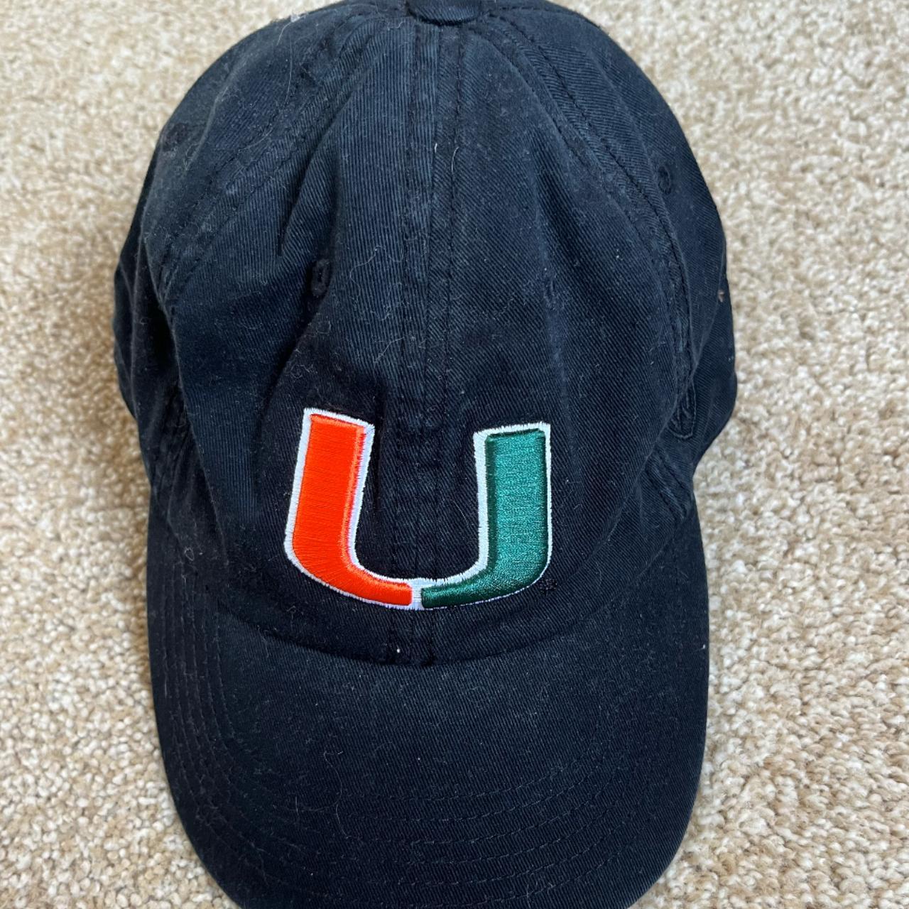 Women's Black Hat | Depop