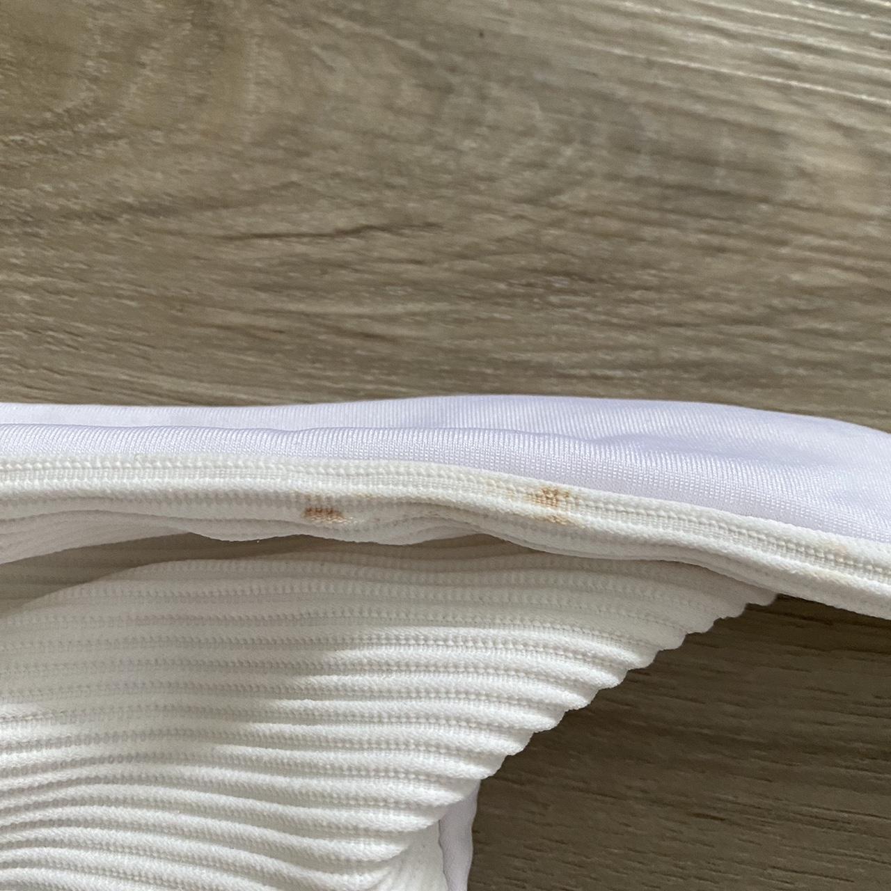 Billabong Women's White Bikinis-and-tankini-sets | Depop