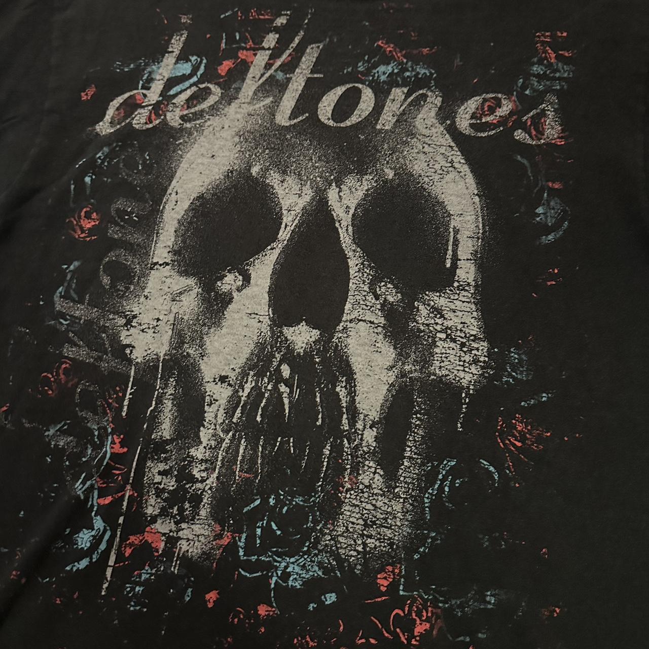 DEFTONES EARLY 2000s T SHIRT 20 x 28 - Depop