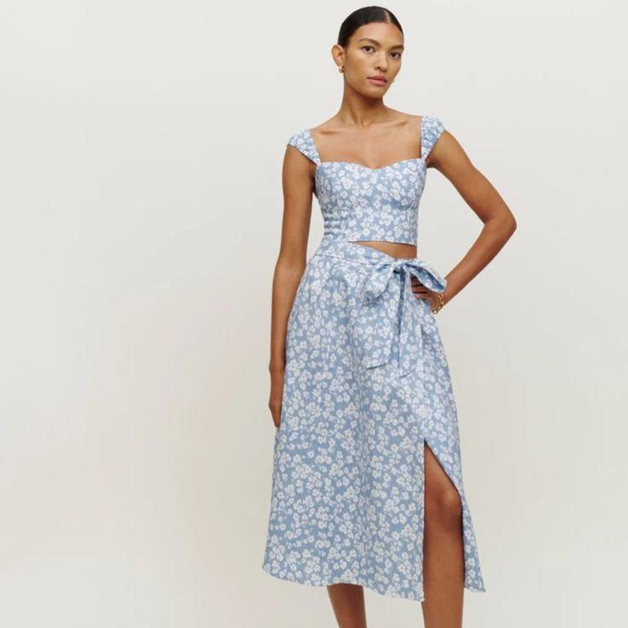 Reformation Linen Blue/White Floral Set - cutest top... - Depop