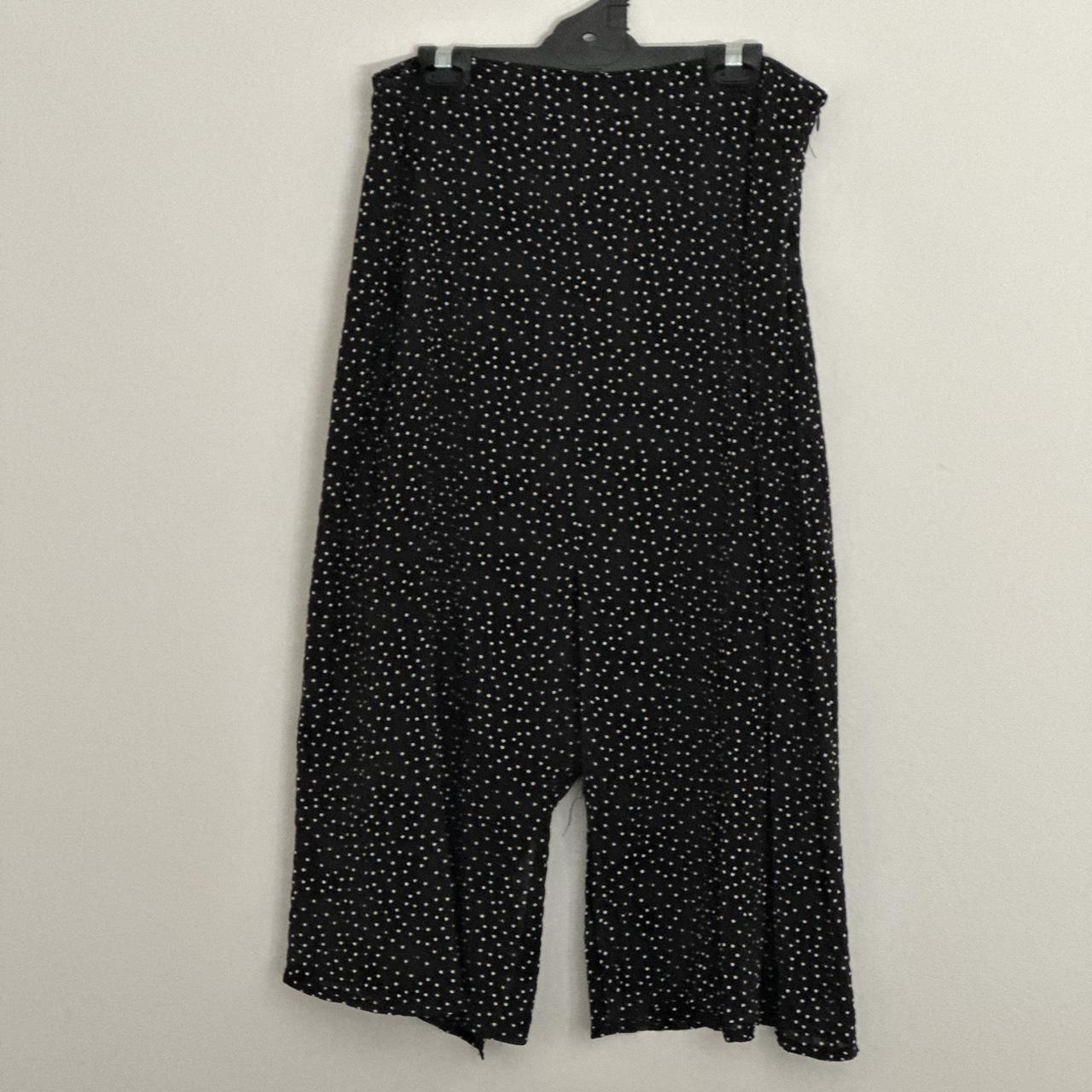 Dotti - black and white spotted midi skirt.... - Depop