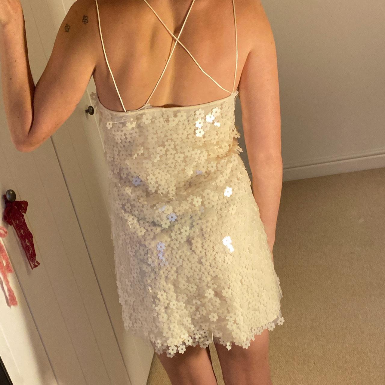 ZARA - white sequin flower mini dress! Never been... - Depop