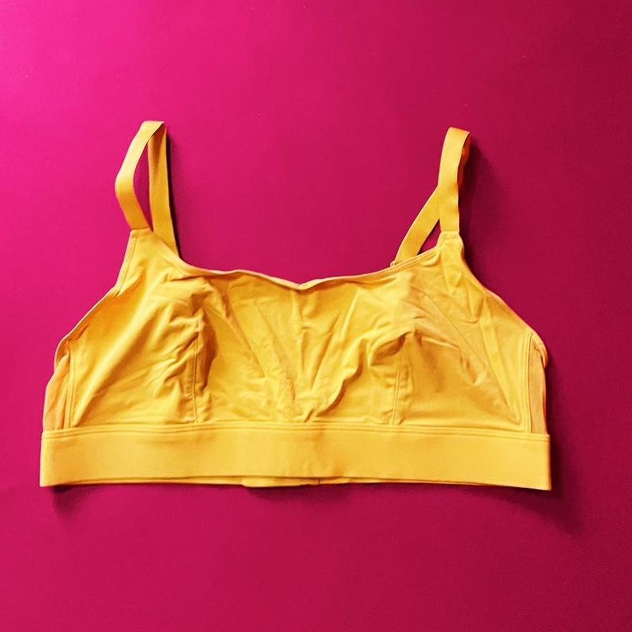 Parade Women's Yellow Bra | Depop