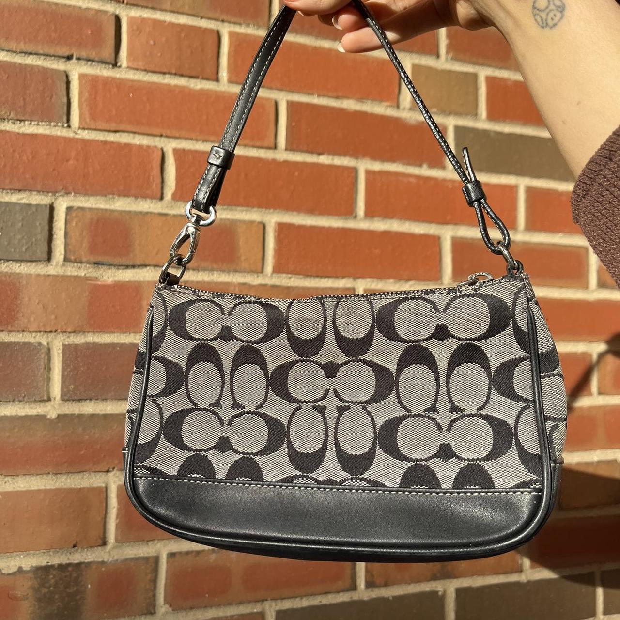 coach demi hampton monogram shoulder bag 🍭mild... - Depop