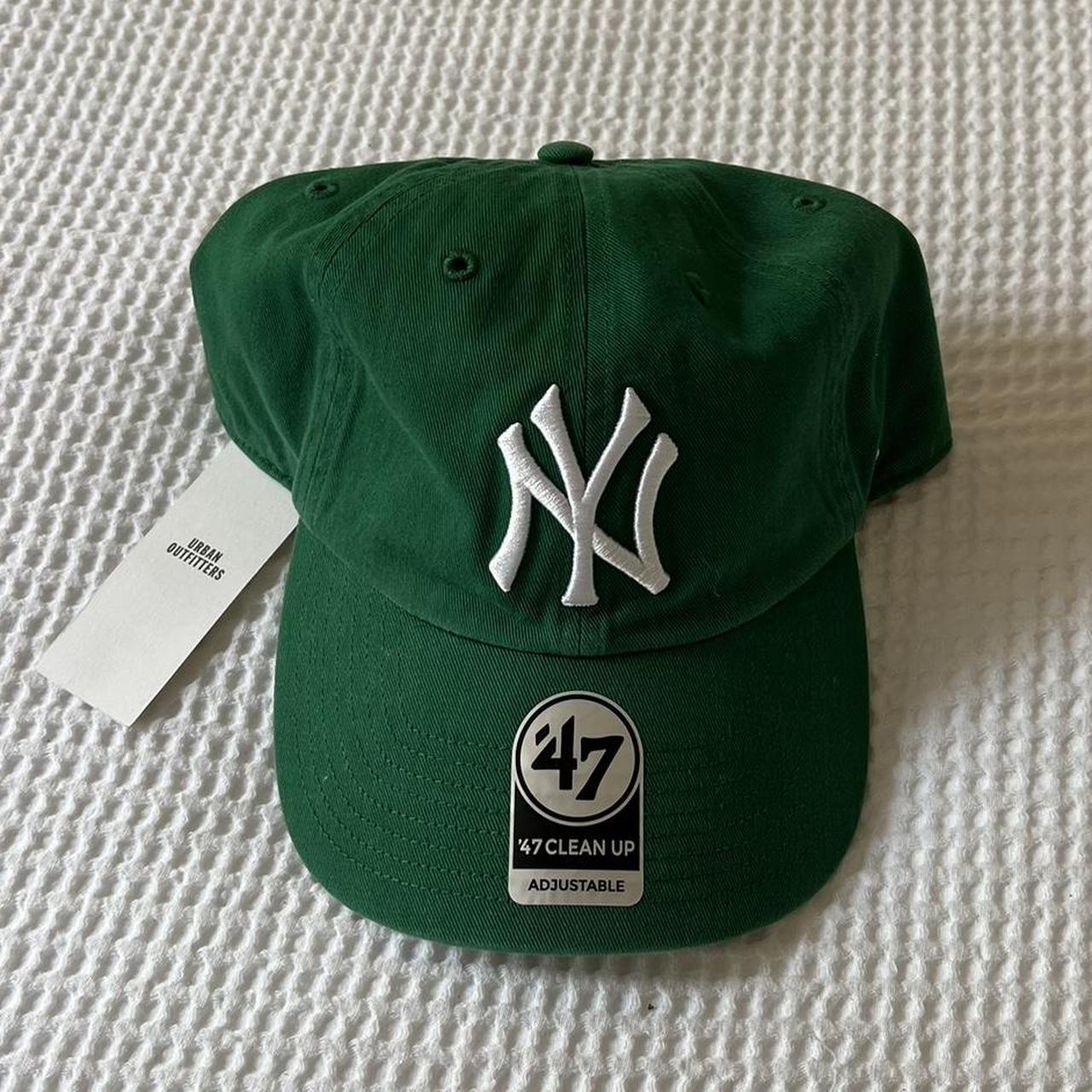 Green New York Yankees hat new with tags! Never... - Depop
