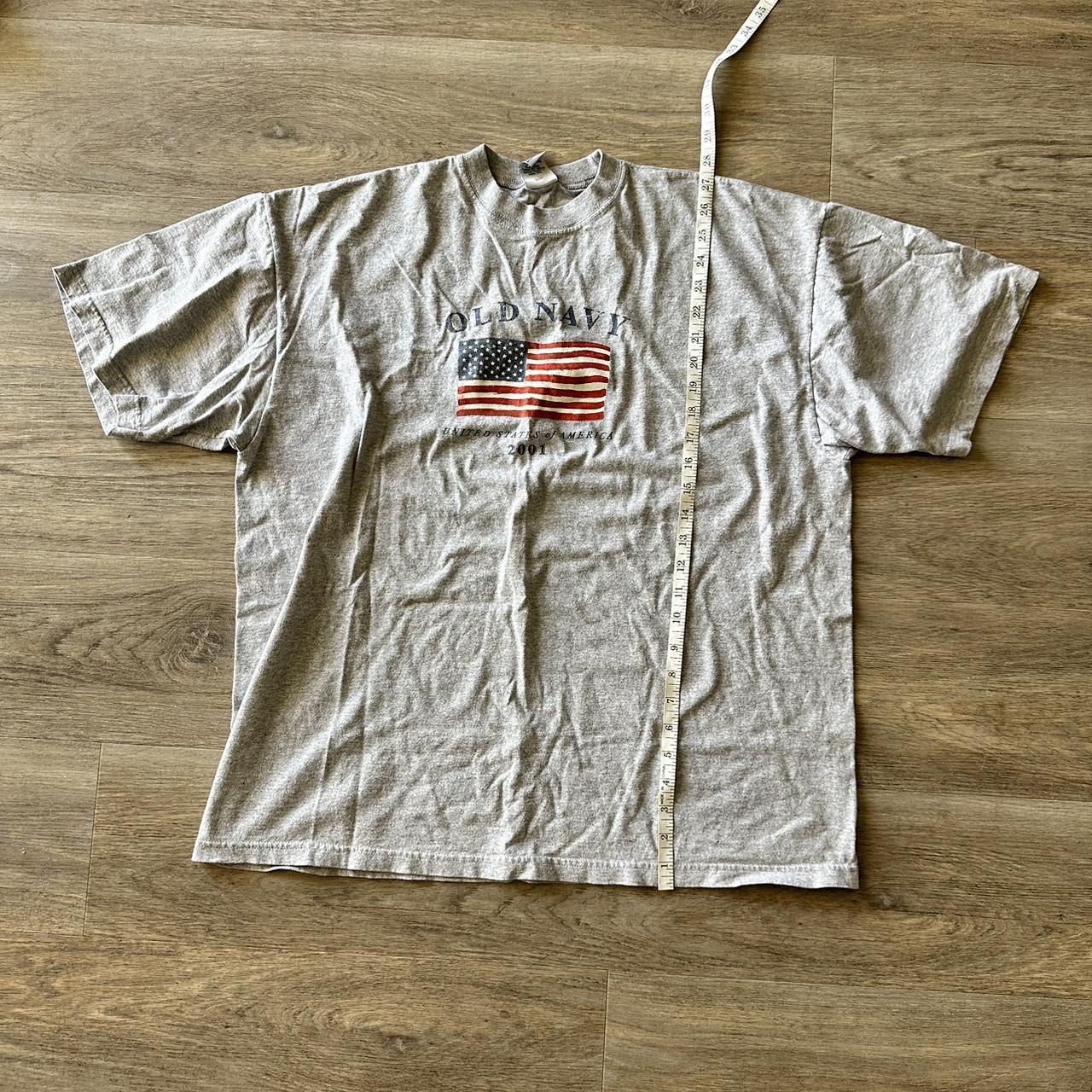 2001 Old Navy T Shirt Size Xxl Tiny Stain Bottom Depop