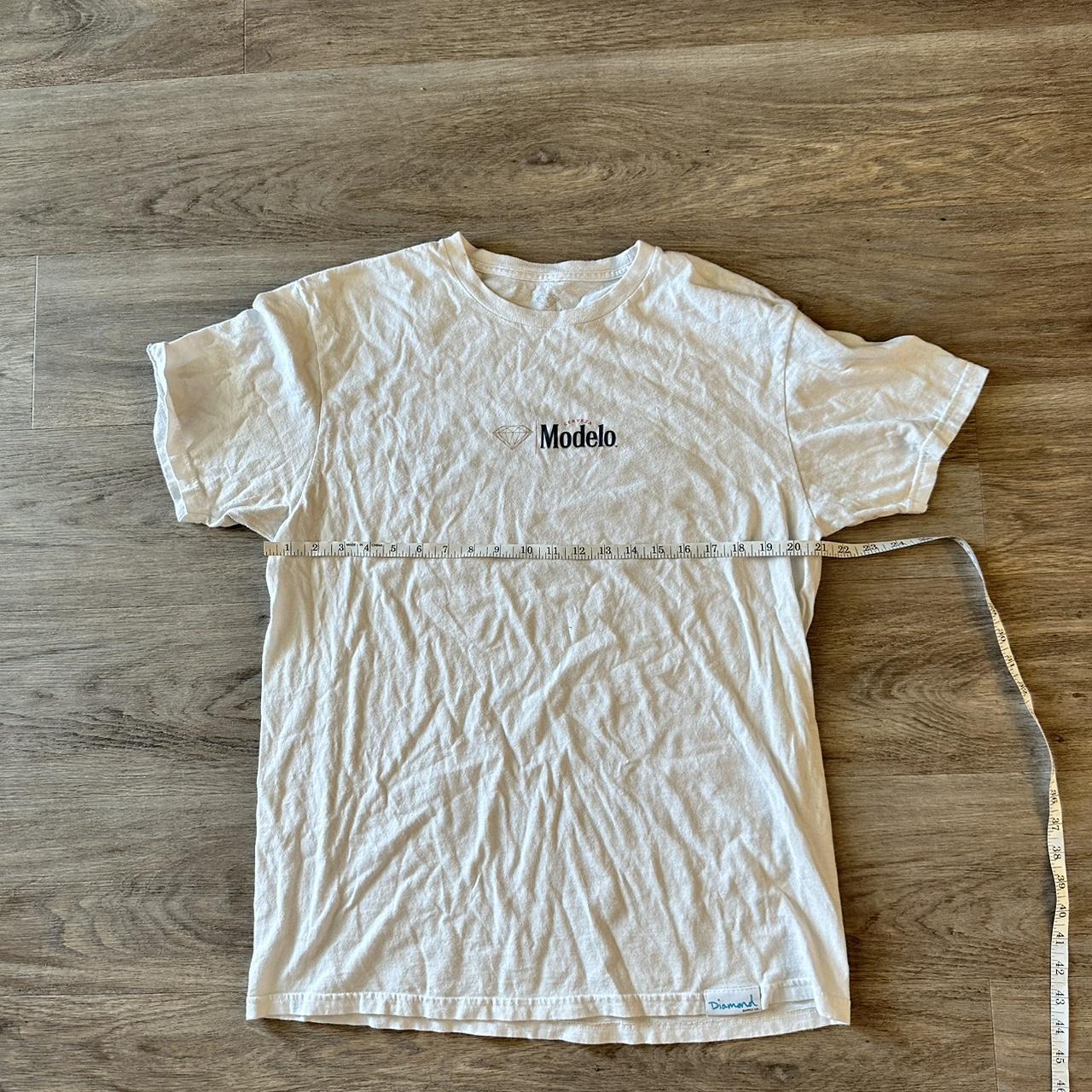Modelo Diamond T-shirt Size large No flaws... - Depop