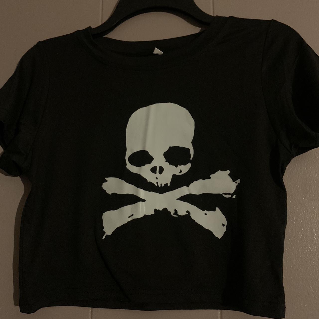 skull crop top #grunge #punk #gothic - Depop