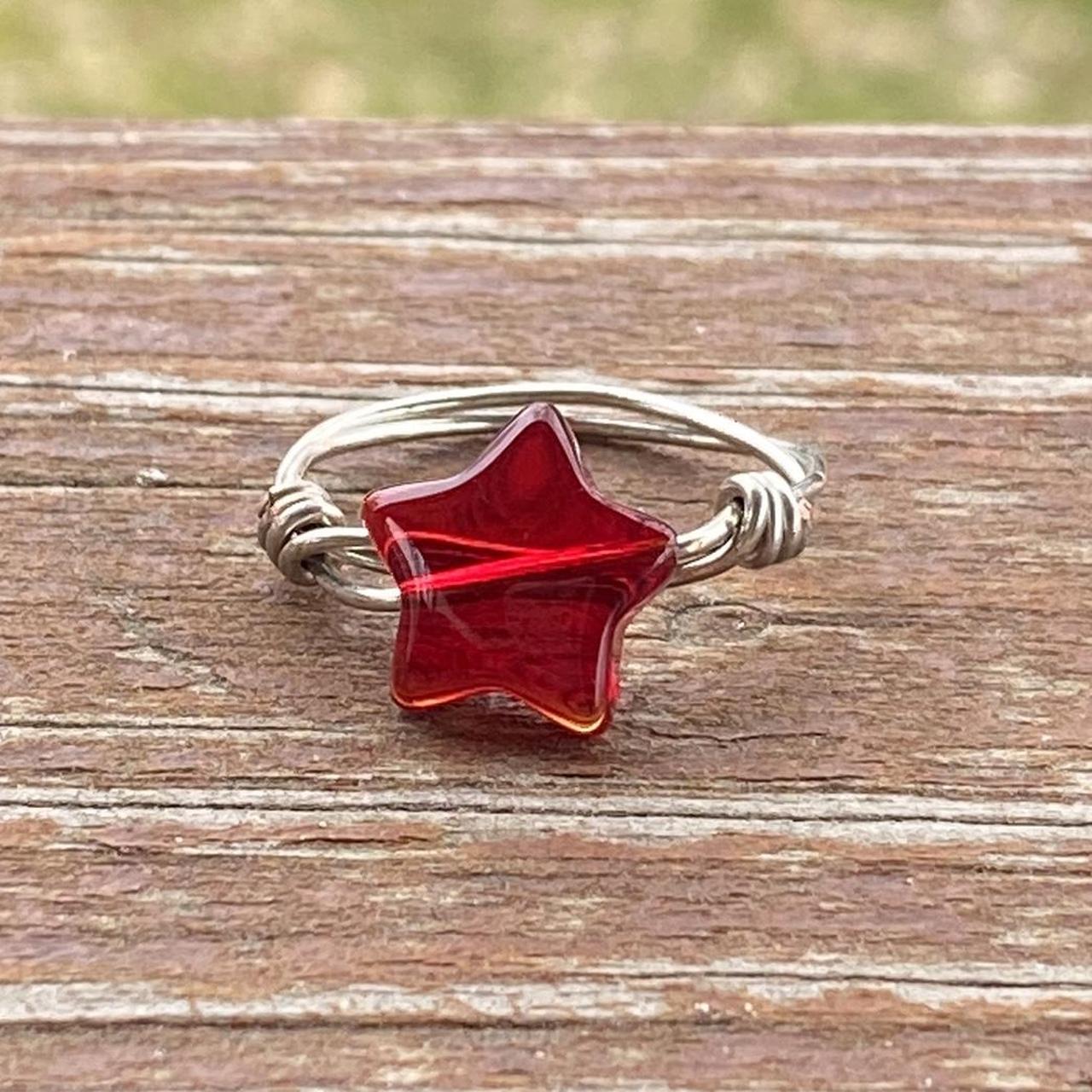 star girl size 6 glass red star ring w/ silver... - Depop