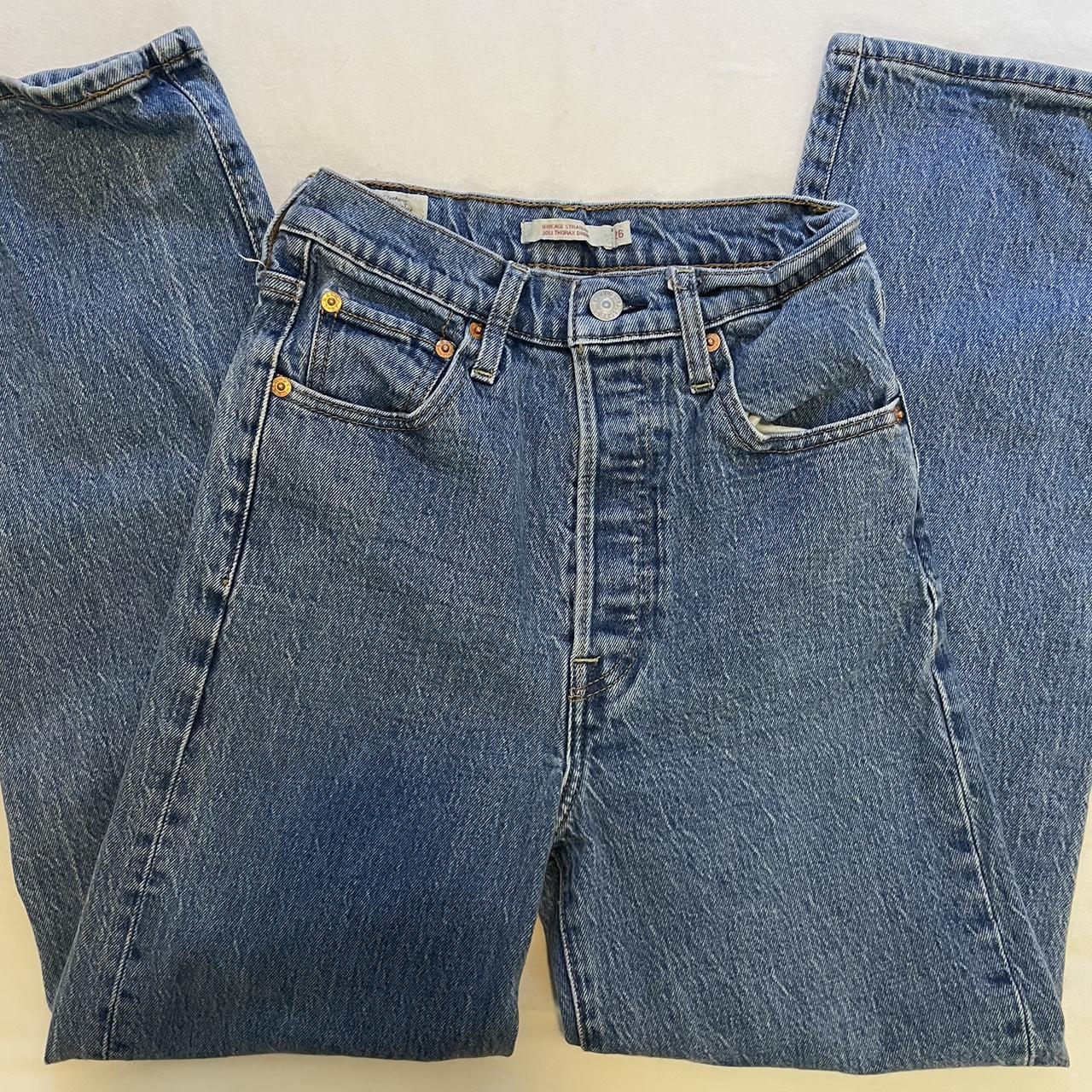 Levi’s rib cage straight leg jeans! Waist is... - Depop