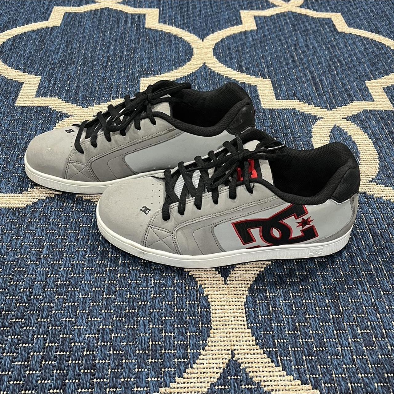 DC Shoes Men's Grey and Red Trainers | Depop