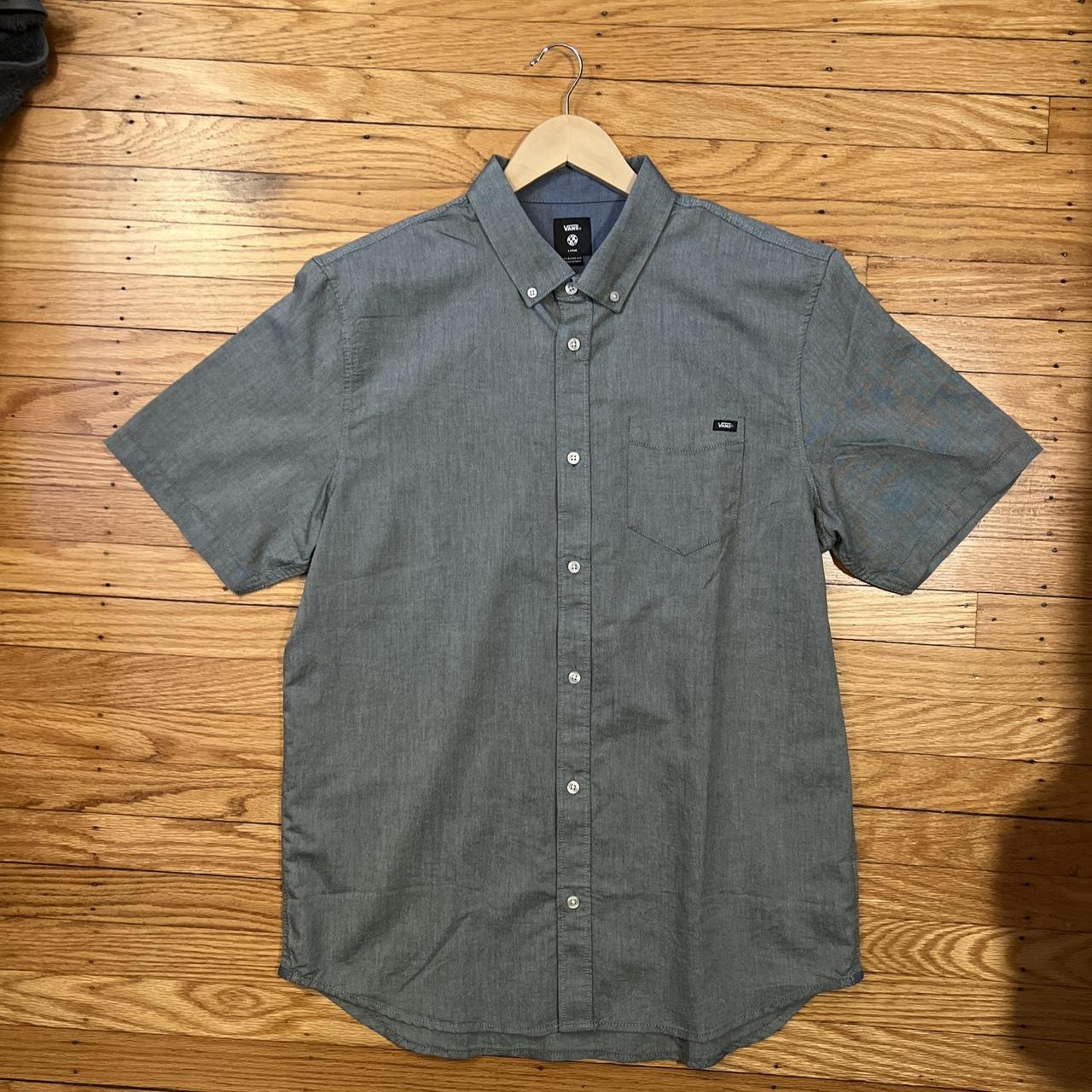 Brand new Vans short sleeve button up shirt in mens... - Depop