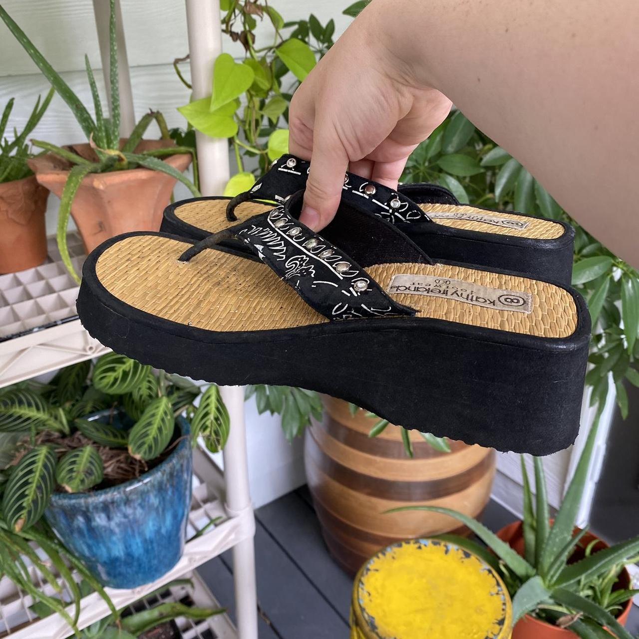 🖤Vintage 2000s Y2K platform sandals, has rhinestones... - Depop