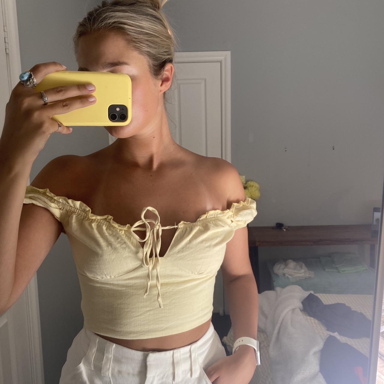 Perfect stranger yellow top- size 10 (would fit an... - Depop