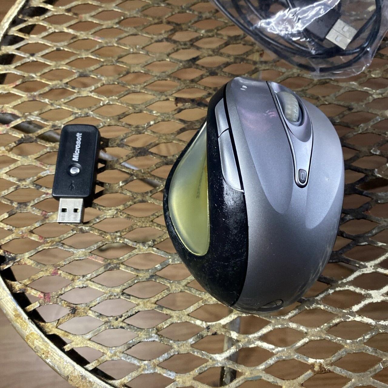 Microsoft Natural Wireless Laser Mouse 7000 Silver... - Depop
